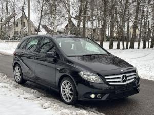 Melns Mercedes-Benz B 180 2012 Utena, ar dzinēja tilpumu 1.80 L un nobraukumu 322 tūkst. km par 4950 €, foto 3 vietnē AUTOMOTO.COM.LV