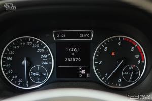 Melns Mercedes-Benz B 180 2012 Kretinga, ar dzinēja tilpumu 2.00 L un nobraukumu 233 tūkst. km par 6650 €, foto 13 vietnē AUTOMOTO.COM.LV