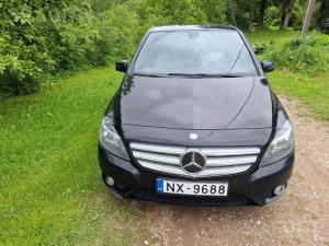 Black Mercedes-Benz B 180 2012 in Cesis, with an engine capacity of 1.80 L and mileage of 0 thousand km for 4500 €, photo  on AUTOMOTO.COM.LV