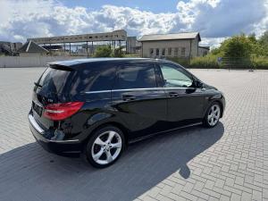 Melns Mercedes-Benz B 180 2012 Telšiai, ar dzinēja tilpumu 1.80 L un nobraukumu 252 tūkst. km par 5700 €, foto 8 vietnē AUTOMOTO.COM.LV