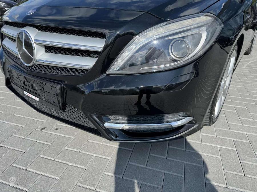 Melns Mercedes-Benz B 180 2012 Telšiai, ar dzinēja tilpumu 1.80 L un nobraukumu 252 tūkst. km par 5700 €, foto 12 vietnē AUTOMOTO.COM.LV