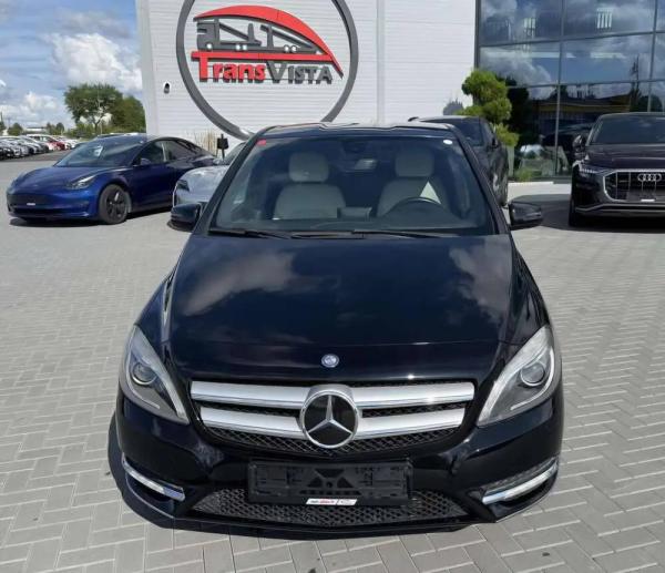 Melns Mercedes-Benz B 180 2012 Telšiai, ar dzinēja tilpumu 1.80 L un nobraukumu 252 tūkst. km par 5690 €, foto 3 vietnē AUTOMOTO.COM.LV