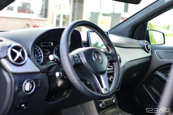 Melns Mercedes-Benz B 180 2012 Kretinga, ar dzinēja tilpumu 2.00 L un nobraukumu 233 tūkst. km par 6650 €, foto 10 vietnē AUTOMOTO.COM.LV