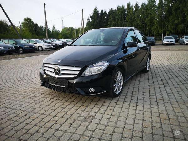 Melns Mercedes-Benz B 180 2012 Radviliškis, ar dzinēja tilpumu 1.80 L un nobraukumu 202 tūkst. km par 4950 €, foto 1 vietnē AUTOMOTO.COM.LV