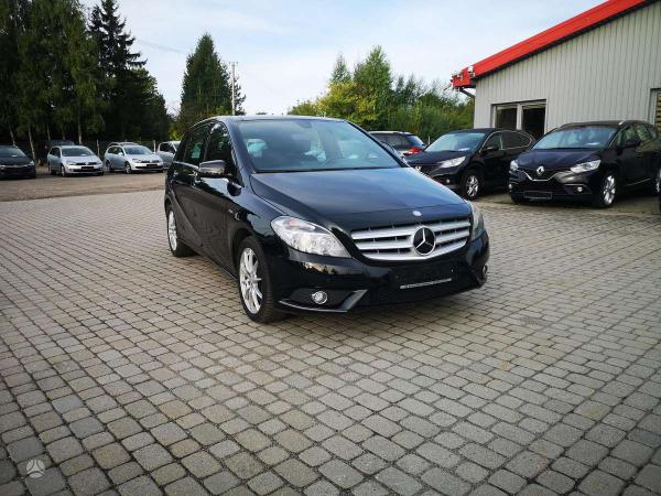 Melns Mercedes-Benz B 180 2012 Radviliškis, ar dzinēja tilpumu 1.80 L un nobraukumu 202 tūkst. km par 4950 €, foto 5 vietnē AUTOMOTO.COM.LV