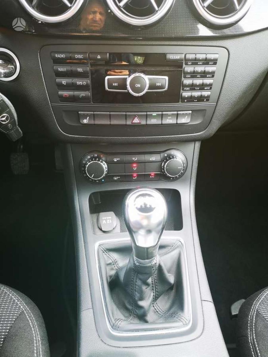 Melns Mercedes-Benz B 180 2012 Radviliškis, ar dzinēja tilpumu 1.80 L un nobraukumu 202 tūkst. km par 4950 €, foto 12 vietnē AUTOMOTO.COM.LV