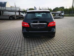 Melns Mercedes-Benz B 180 2012 Radviliškis, ar dzinēja tilpumu 1.80 L un nobraukumu 202 tūkst. km par 4950 €, foto 19 vietnē AUTOMOTO.COM.LV