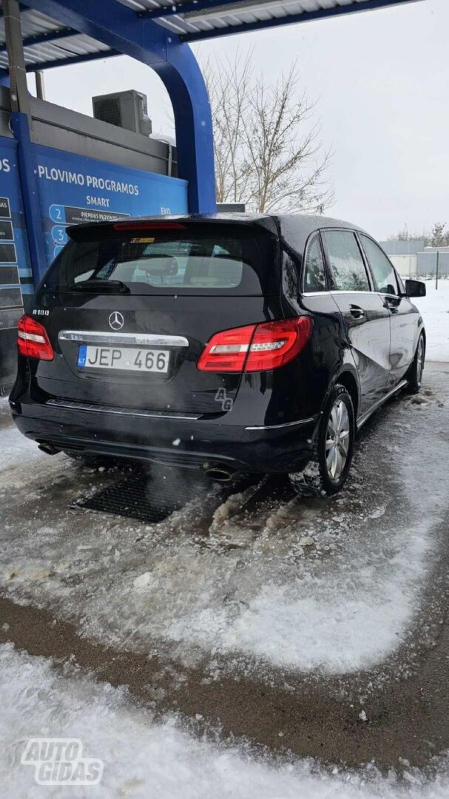 Черный Мерседес Б 180 2013 в Каунас, объемом двигателя 1.80 л и пробегом 234 тыс. км за 5999 €, фото 6 на AUTOMOTO.COM.LV