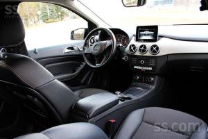 Melns Mercedes-Benz B 180 2015 Rīga, ar dzinēja tilpumu 1.50 L un nobraukumu 259 tūkst. km par 9300 €, foto 21 vietnē AUTOMOTO.COM.LV