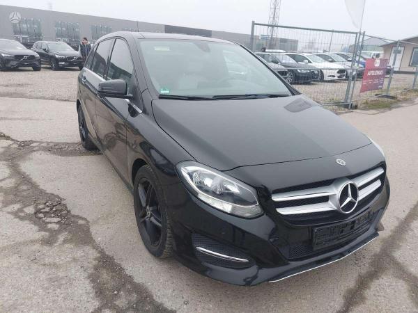 Melns Mercedes-Benz B 180 2017 Kauņa, ar dzinēja tilpumu 1.46 L un nobraukumu 310 tūkst. km par 7890 €, foto 2 vietnē AUTOMOTO.COM.LV