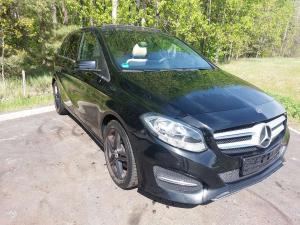 Melns Mercedes-Benz B 180 2017 Kauņa, ar dzinēja tilpumu 1.46 L un nobraukumu 299 tūkst. km par 6590 €, foto 3 vietnē AUTOMOTO.COM.LV