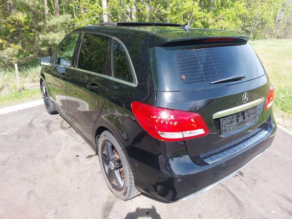 Melns Mercedes-Benz B 180 2017 Kauņa, ar dzinēja tilpumu 1.46 L un nobraukumu 299 tūkst. km par 6590 €, foto 4 vietnē AUTOMOTO.COM.LV