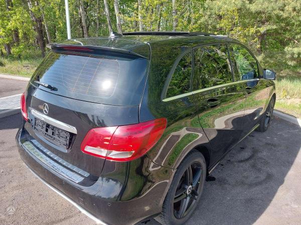 Melns Mercedes-Benz B 180 2017 Kauņa, ar dzinēja tilpumu 1.46 L un nobraukumu 299 tūkst. km par 6590 €, foto 5 vietnē AUTOMOTO.COM.LV