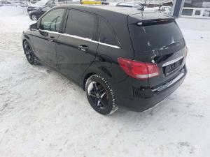 Melns Mercedes-Benz B 180 2018 Kauņa, ar dzinēja tilpumu 1.46 L un nobraukumu 300 tūkst. km par 7890 €, foto 5 vietnē AUTOMOTO.COM.LV
