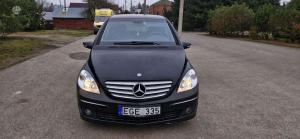 Black Mercedes-Benz B 180 2005 in Kaunas, with an engine capacity of 1.99 L and mileage of 237 thousand km for 999 €, photo 2 on AUTOMOTO.COM.LV