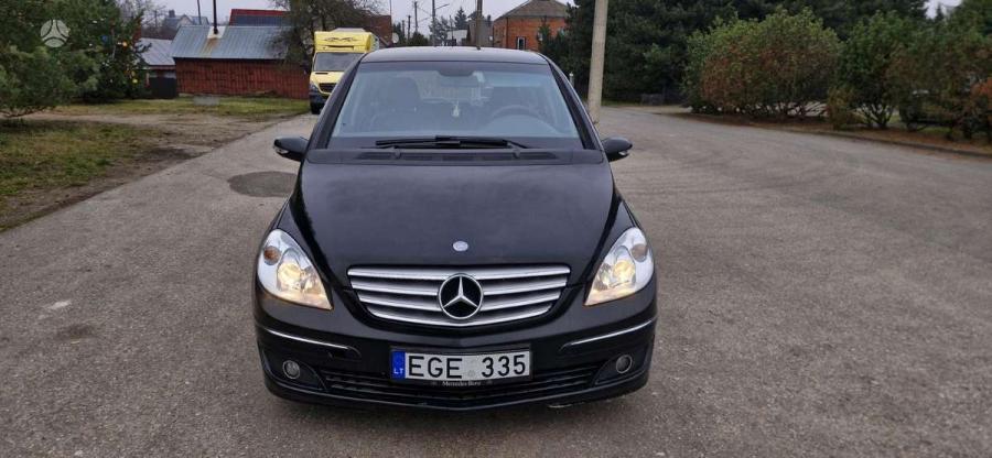 Black Mercedes-Benz B 180 2005 in Kaunas, with an engine capacity of 1.99 L and mileage of 237 thousand km for 999 €, photo 2 on AUTOMOTO.COM.LV