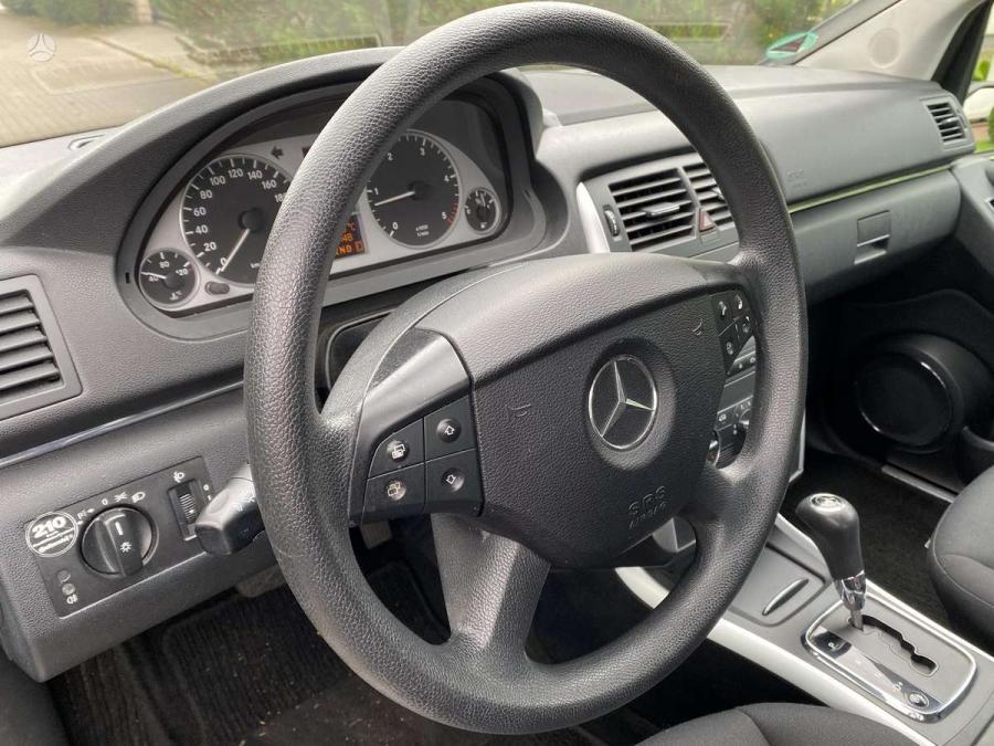 Black Mercedes-Benz B 180 2006 in Klaipeda, with an engine capacity of 1.99 L and mileage of 172 thousand km for 3500 €, photo 14 on AUTOMOTO.COM.LV
