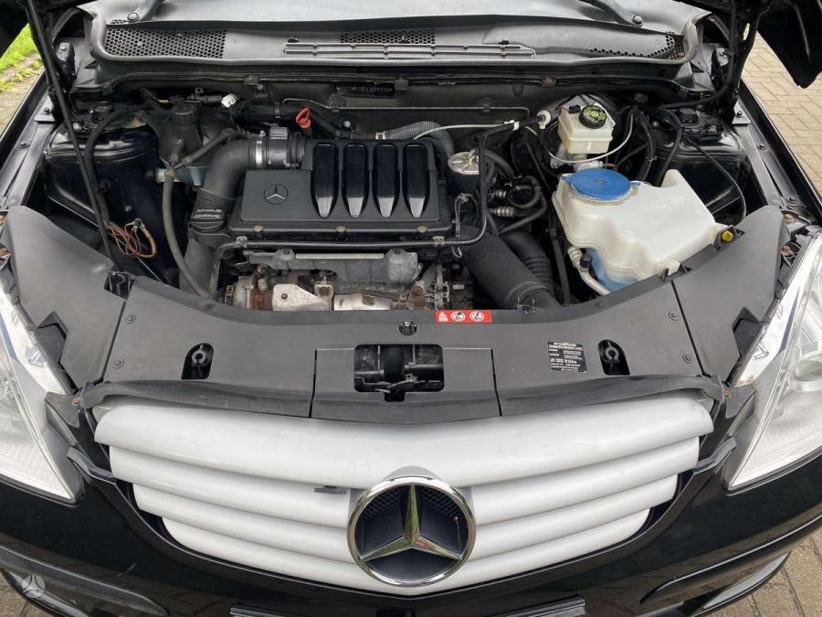 Black Mercedes-Benz B 180 2006 in Klaipeda, with an engine capacity of 1.99 L and mileage of 172 thousand km for 3500 €, photo 17 on AUTOMOTO.COM.LV