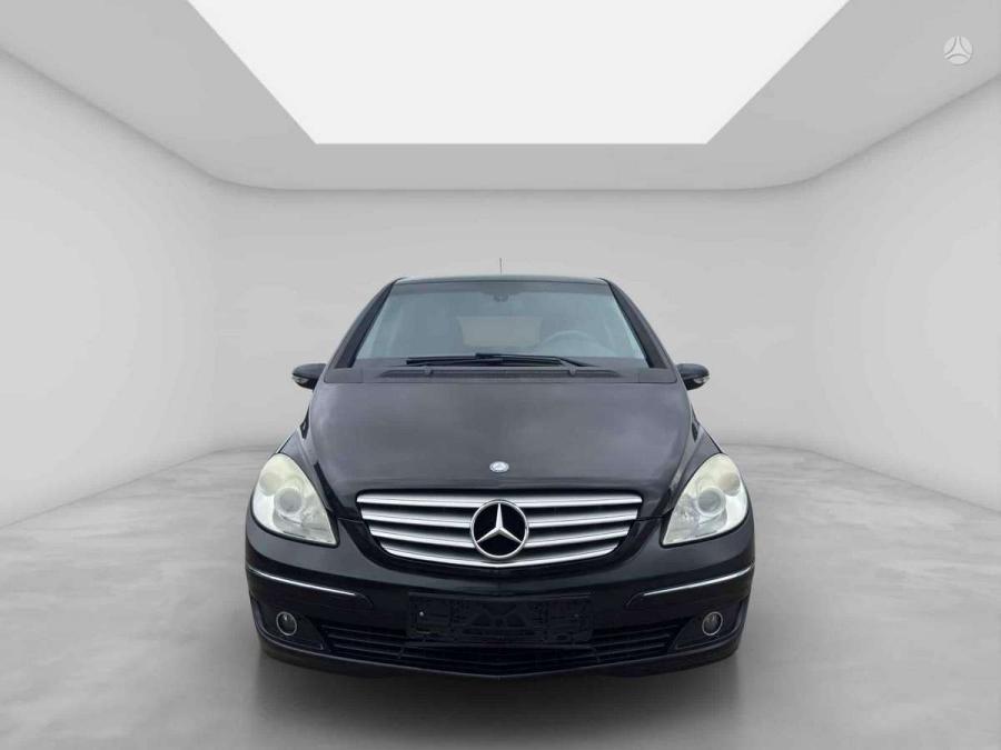 Melns Mercedes-Benz B 180 2007 Kauņa, ar dzinēja tilpumu 2.00 L un nobraukumu 294 tūkst. km par 3890 €, foto 3 vietnē AUTOMOTO.COM.LV
