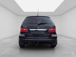 Melns Mercedes-Benz B 180 2007 Kauņa, ar dzinēja tilpumu 2.00 L un nobraukumu 294 tūkst. km par 3890 €, foto 6 vietnē AUTOMOTO.COM.LV