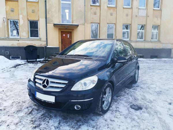 Black Mercedes-Benz B 180 2008 in Siauliai, with an engine capacity of 1.99 L and mileage of 282 thousand km for 3400 €, photo 1 on AUTOMOTO.COM.LV