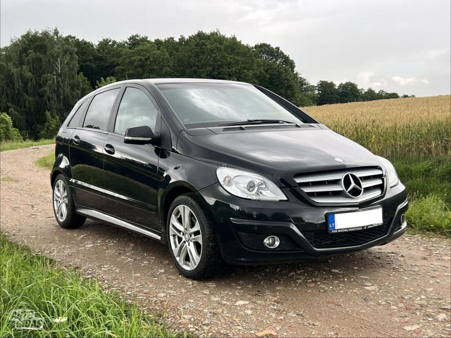 Melns Mercedes-Benz B 180 2008 Marijampole, ar dzinēja tilpumu 2.00 L un nobraukumu 365 tūkst. km par 1000 €, foto 3 vietnē AUTOMOTO.COM.LV