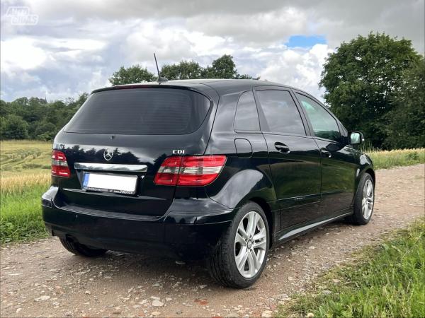 Melns Mercedes-Benz B 180 2008 Marijampole, ar dzinēja tilpumu 2.00 L un nobraukumu 365 tūkst. km par 1000 €, foto 3 vietnē AUTOMOTO.COM.LV