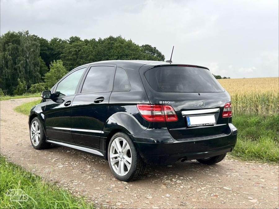 Melns Mercedes-Benz B 180 2008 Marijampole, ar dzinēja tilpumu 2.00 L un nobraukumu 365 tūkst. km par 1000 €, foto 5 vietnē AUTOMOTO.COM.LV