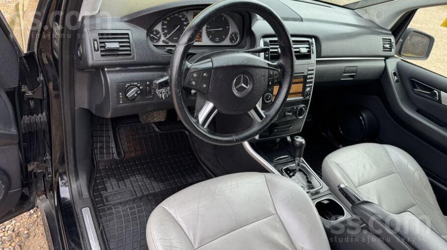Black Mercedes-Benz B 180 2008 in Rezekne, with an engine capacity of 2.00 L and mileage of 295 thousand km for 2250 €, photo 9 on AUTOMOTO.COM.LV