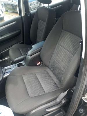 Black Mercedes-Benz B 180 2009 in Kaunas, with an engine capacity of 2.10 L and mileage of 210 thousand km for 2900 €, photo 16 on AUTOMOTO.COM.LV