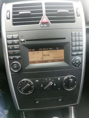 Black Mercedes-Benz B 180 2009 in Kaunas, with an engine capacity of 2.10 L and mileage of 210 thousand km for 2900 €, photo 18 on AUTOMOTO.COM.LV