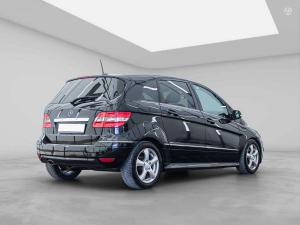 Melns Mercedes-Benz B 180 2011 Kauņa, ar dzinēja tilpumu 2.00 L un nobraukumu 301 tūkst. km par 4490 €, foto 7 vietnē AUTOMOTO.COM.LV