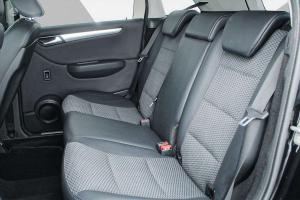 Melns Mercedes-Benz B 180 2011 Kauņa, ar dzinēja tilpumu 2.00 L un nobraukumu 301 tūkst. km par 4490 €, foto 12 vietnē AUTOMOTO.COM.LV