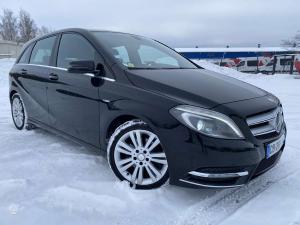 Melns Mercedes-Benz B 180 2012 Tauragė, ar dzinēja tilpumu 1.80 L un nobraukumu 179 tūkst. km par 4950 €, foto 2 vietnē AUTOMOTO.COM.LV