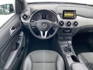 Melns Mercedes-Benz B 180 2012 Tauragė, ar dzinēja tilpumu 1.80 L un nobraukumu 179 tūkst. km par 4950 €, foto 5 vietnē AUTOMOTO.COM.LV