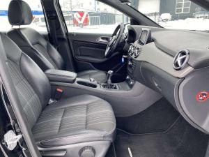 Melns Mercedes-Benz B 180 2012 Tauragė, ar dzinēja tilpumu 1.80 L un nobraukumu 179 tūkst. km par 4950 €, foto 6 vietnē AUTOMOTO.COM.LV