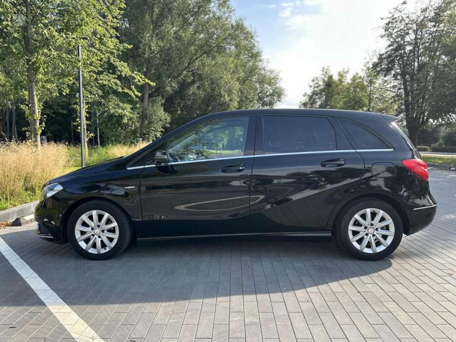 Черный Мерседес Б 180 2012 в Каунас, объемом двигателя 1.80 л и пробегом 266 тыс. км за 5500 €, фото 12 на AUTOMOTO.COM.LV