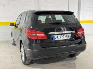 Melns Mercedes-Benz B 180 2013 Kauņa, ar dzinēja tilpumu 1.50 L un nobraukumu 270 tūkst. km par 4250 €, foto 14 vietnē AUTOMOTO.COM.LV