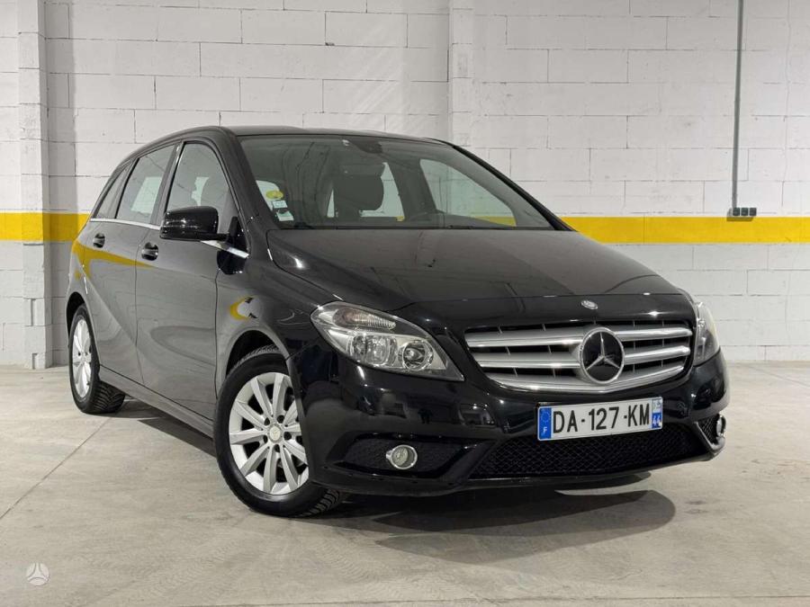 Melns Mercedes-Benz B 180 2013 Kauņa, ar dzinēja tilpumu 1.50 L un nobraukumu 270 tūkst. km par 4250 €, foto 16 vietnē AUTOMOTO.COM.LV