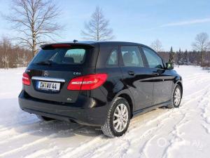 Black Mercedes-Benz B 180 2013 in Klaipeda, with an engine capacity of 0.00 L and mileage of 260 thousand km for 5999 €, photo 5 on AUTOMOTO.COM.LV