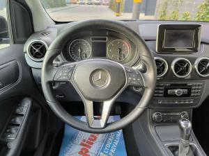 Black Mercedes-Benz B 180 2013 in Klaipeda, with an engine capacity of 0.00 L and mileage of 260 thousand km for 5999 €, photo 12 on AUTOMOTO.COM.LV