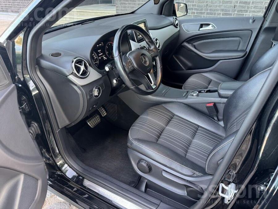 Melns Mercedes-Benz B 180 2014 Rīga, ar dzinēja tilpumu 1.80 L un nobraukumu 233 tūkst. km par 8200 €, foto 15 vietnē AUTOMOTO.COM.LV