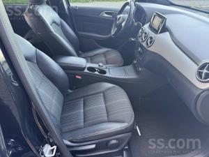 Melns Mercedes-Benz B 180 2014 Rīga, ar dzinēja tilpumu 1.80 L un nobraukumu 233 tūkst. km par 8200 €, foto 19 vietnē AUTOMOTO.COM.LV