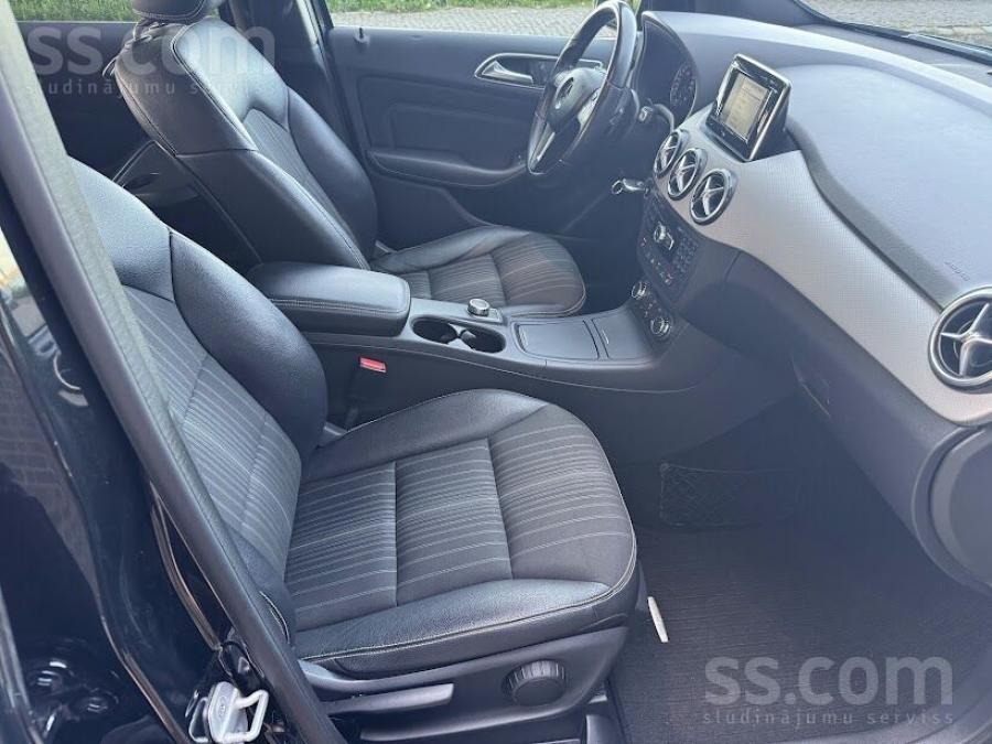 Melns Mercedes-Benz B 180 2014 Rīga, ar dzinēja tilpumu 1.80 L un nobraukumu 233 tūkst. km par 8200 €, foto 19 vietnē AUTOMOTO.COM.LV