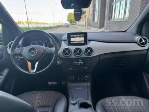 Melns Mercedes-Benz B 180 2014 Rīga, ar dzinēja tilpumu 1.80 L un nobraukumu 233 tūkst. km par 8200 €, foto 24 vietnē AUTOMOTO.COM.LV