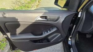 Black Mercedes-Benz B 180 2016 in Vilnius, with an engine capacity of 1.46 L and mileage of 230 thousand km for 5700 €, photo 17 on AUTOMOTO.COM.LV
