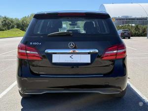 Melns Mercedes-Benz B 180 2018 Šauļi, ar dzinēja tilpumu 1.46 L un nobraukumu 340 tūkst. km par 5750 €, foto 4 vietnē AUTOMOTO.COM.LV