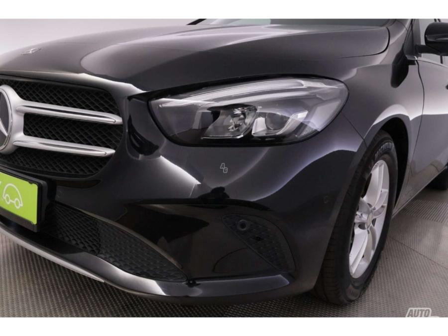 Black Mercedes-Benz B 180 2019 in Kaunas, with an engine capacity of 1.30 L and mileage of 32 thousand km for 24872 €, photo 13 on AUTOMOTO.COM.LV
