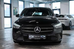 Melns Mercedes-Benz B 180 2019 Kauņa, ar dzinēja tilpumu 1.46 L un nobraukumu 77 tūkst. km par 18450 €, foto 3 vietnē AUTOMOTO.COM.LV
