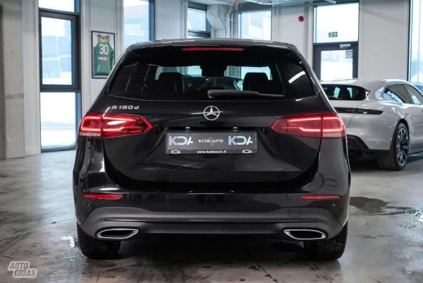 Black Mercedes-Benz B 180 2019 in Marijampole, with an engine capacity of 1.50 L and mileage of 77 thousand km for 16950 €, photo 10 on AUTOMOTO.COM.LV